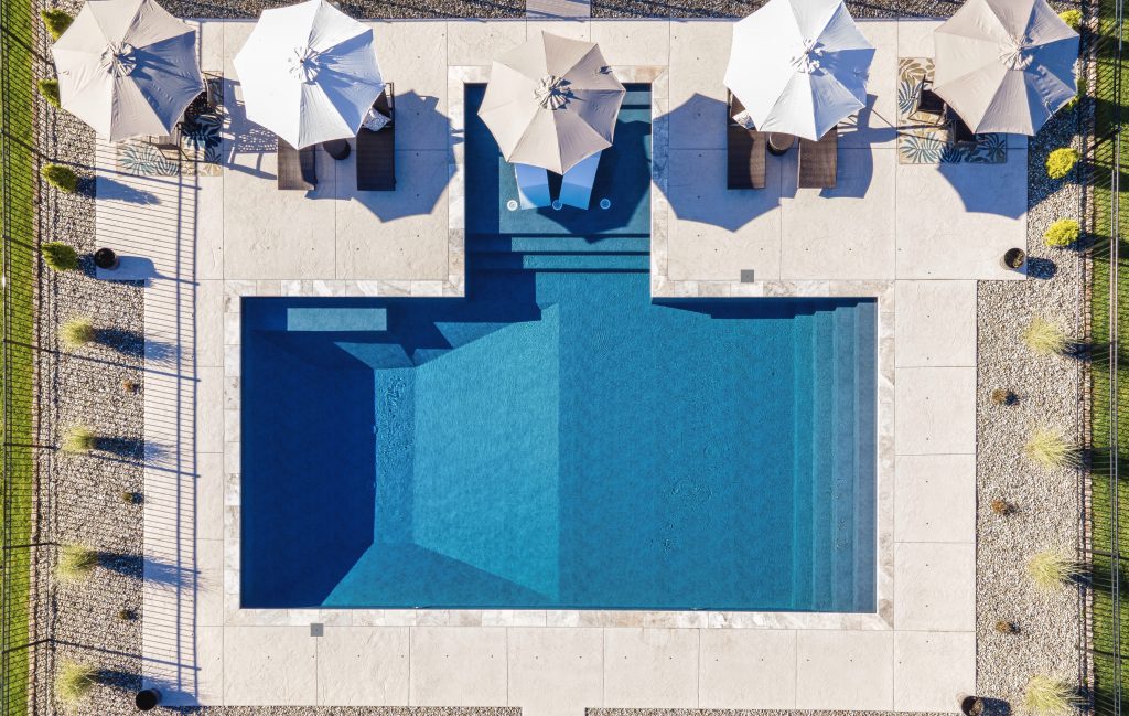 Rhythm Brings Order to Your Outdoor Space - The Water Space